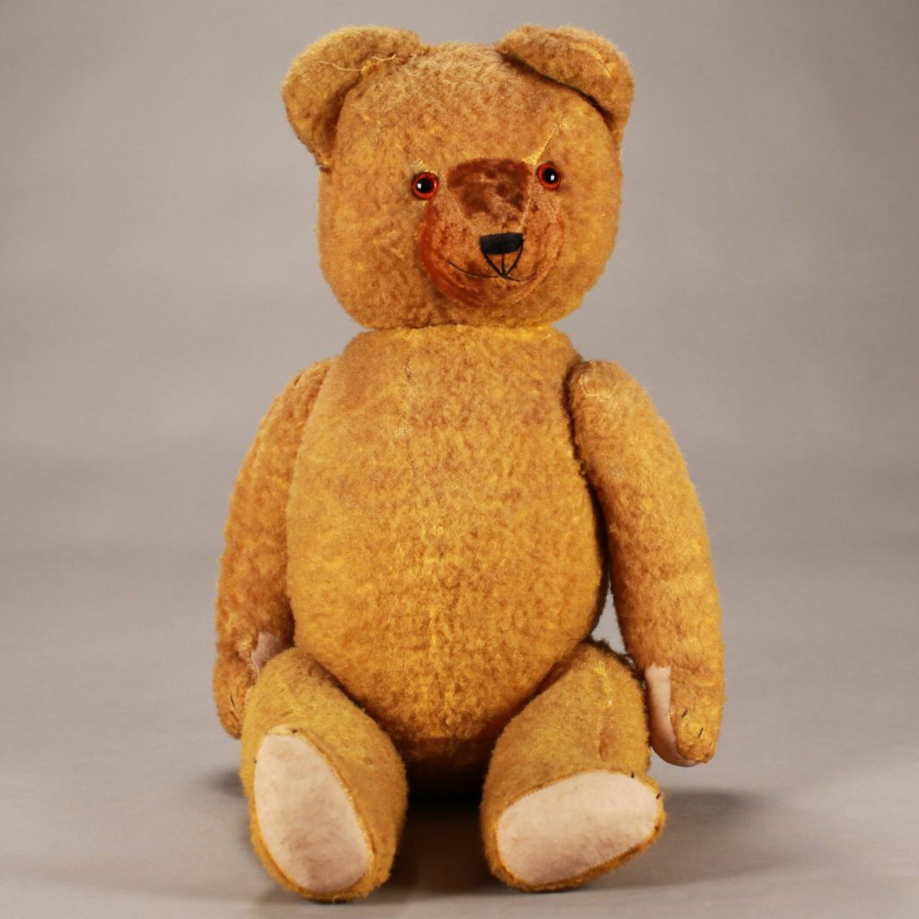 LOT 226 LARGE ANTIQUE TEDDY BEAR WITH GROWLING FEATURE (AS FOUND ...