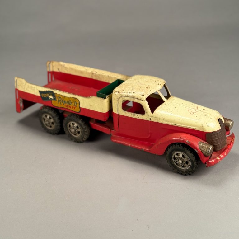 LOT 262 BUDDY L, “REPAIR-IT UNIT” TRUCK IN RED & WHITE, 22″(L)